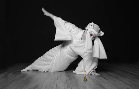 Asobi: Playing within Time – Butoh Curious Chi