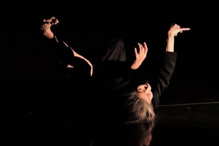 Nesting at No Nation – Butoh Curious Chi